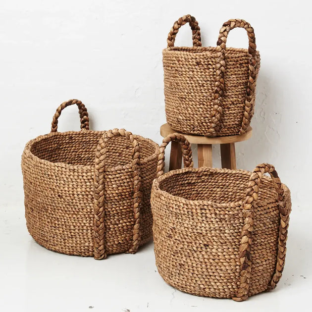 RUHI PLAITED HANDLE WATER HYACINTH BASKET – The Banyan Tree Furniture ...