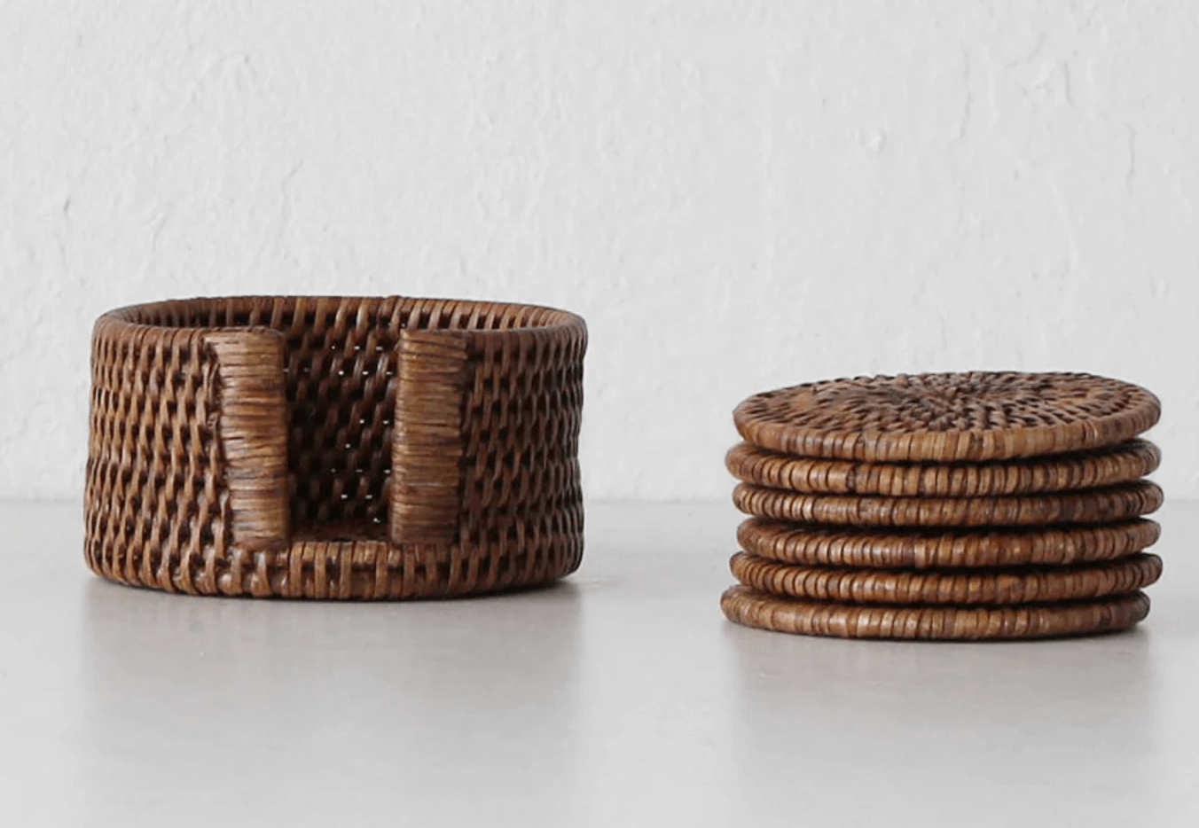 SMALL ROUND COASTERS SET OF 6 – The Banyan Tree Furniture & Homewares